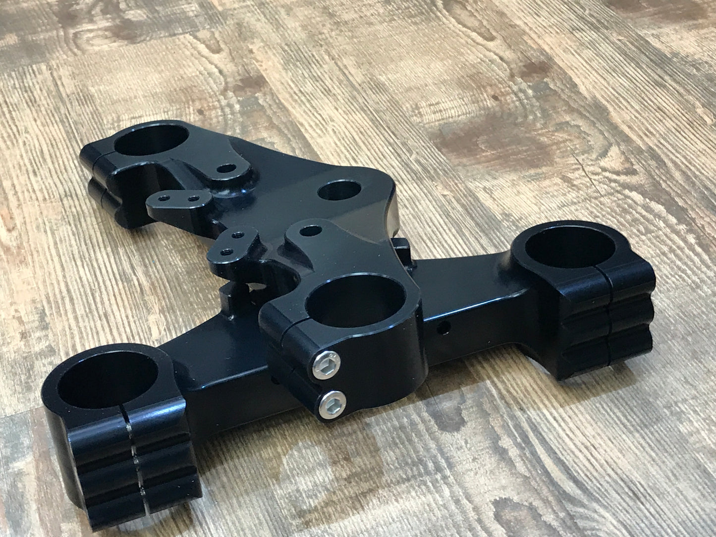 Triumph T100 Yoke Set - Available from Down & Out Motorcycles – Fastec ...